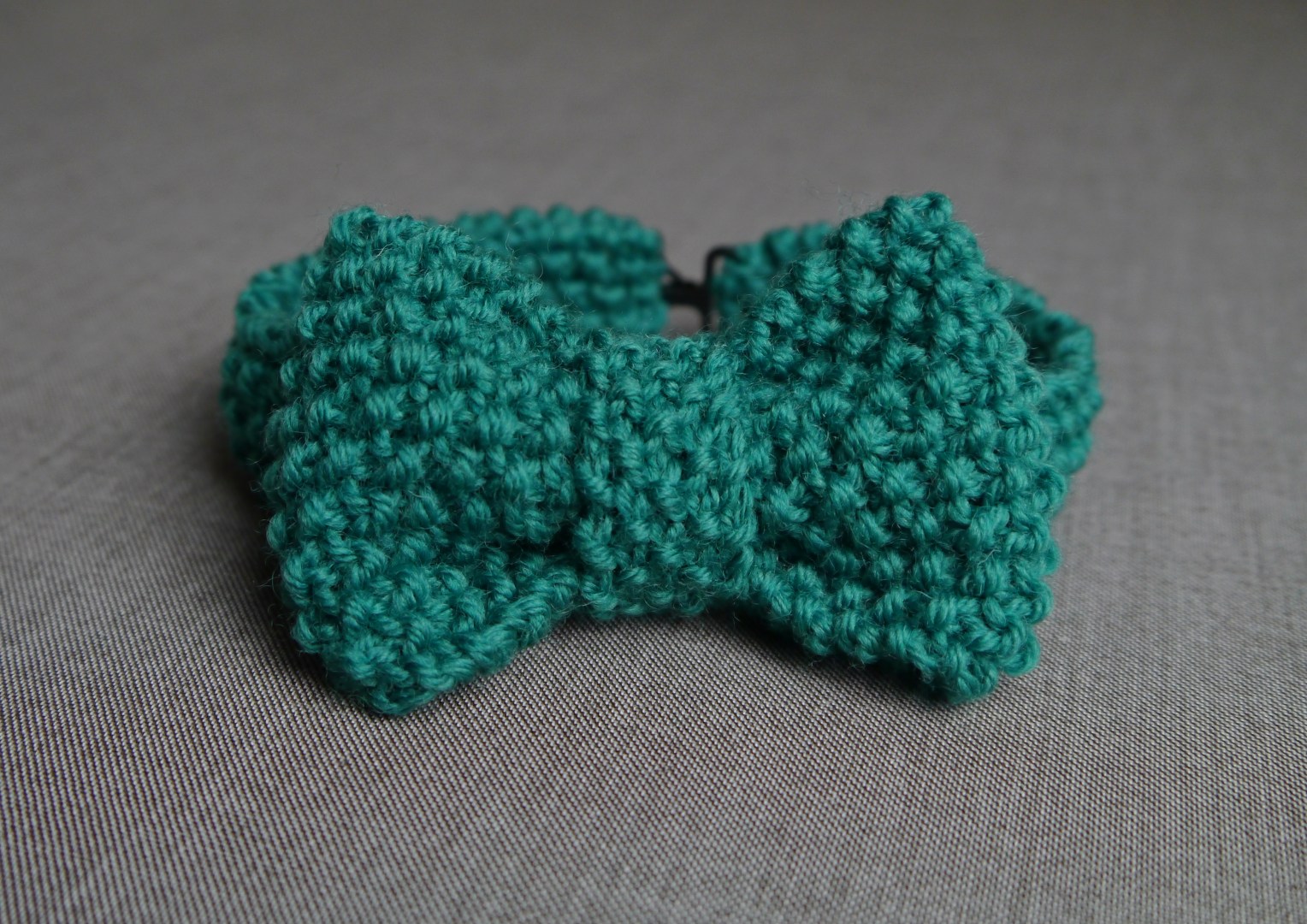 Dapper Bow Tie – Julie & The Knits